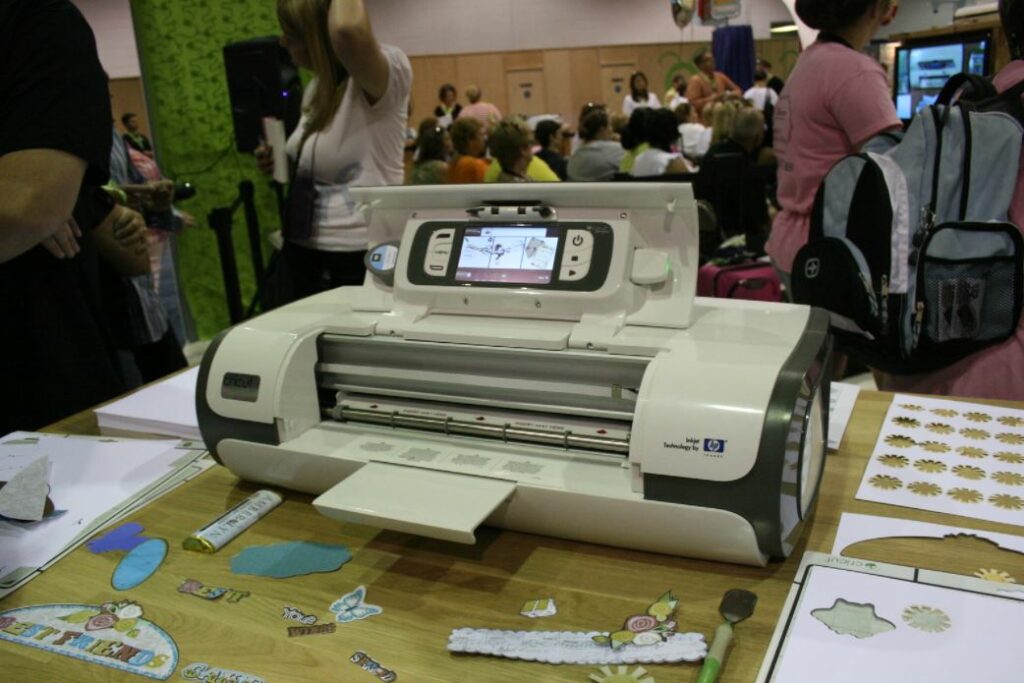 How To Print And Cut On Cricut | Crafters Diary